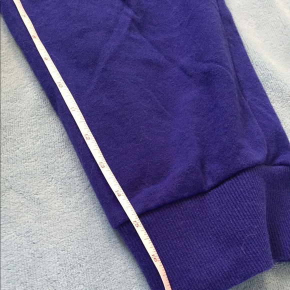 Fabletics | Pants & Jumpsuits | Fabletics Sweat Capris Size Medium Euc ...